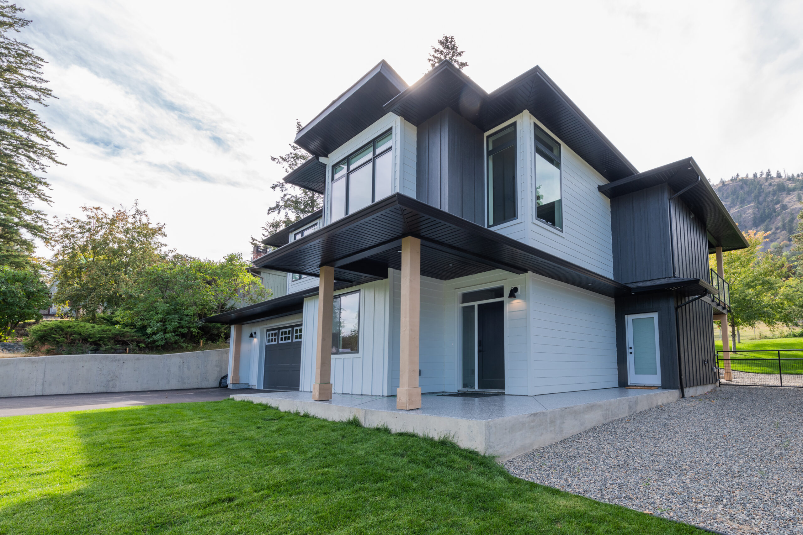 Energy-Efficient Windows and Doors Built for Kamloops Homes - Dekstar
